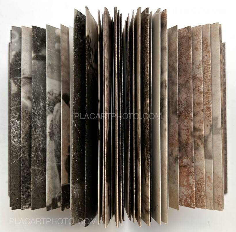 Roberto Aguirrezabala: Two Thousand Words (Edt of 20 signed), Self ...